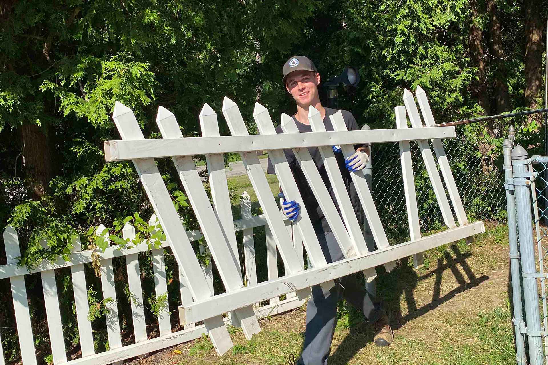 Fence Removal in Cleveland, OH | Black Diamond