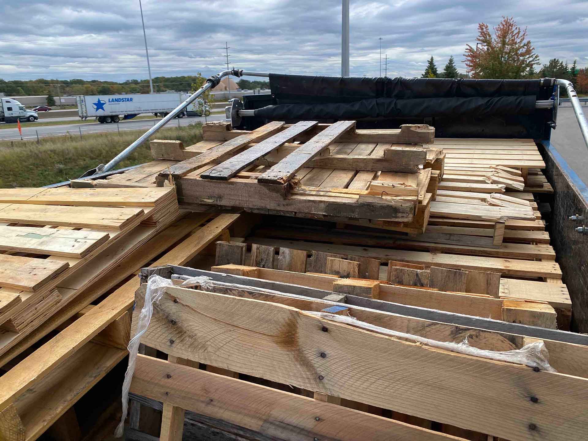 Pallet Removal Cleveland, OH | Black Diamond